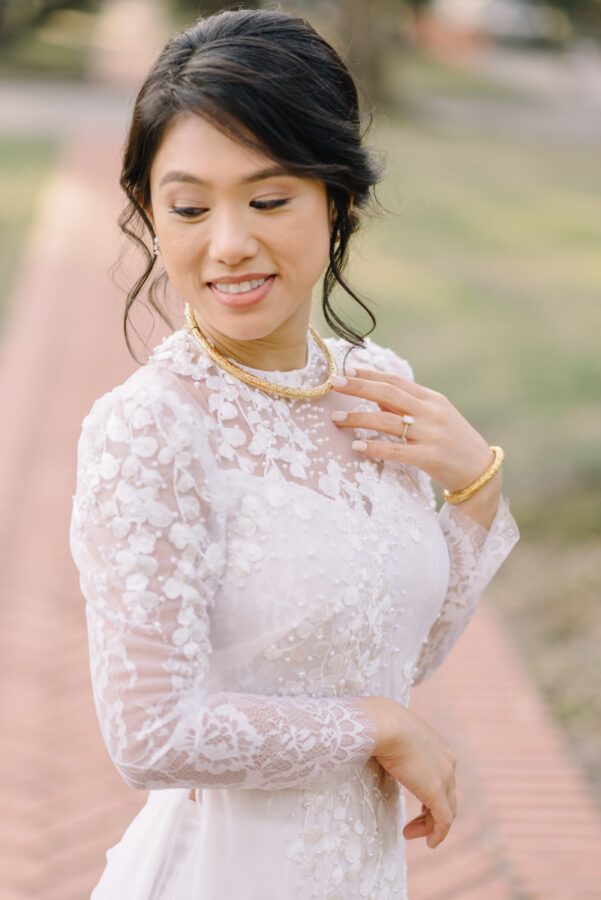 Engagement session at the Menil Collection Houston Skyline
