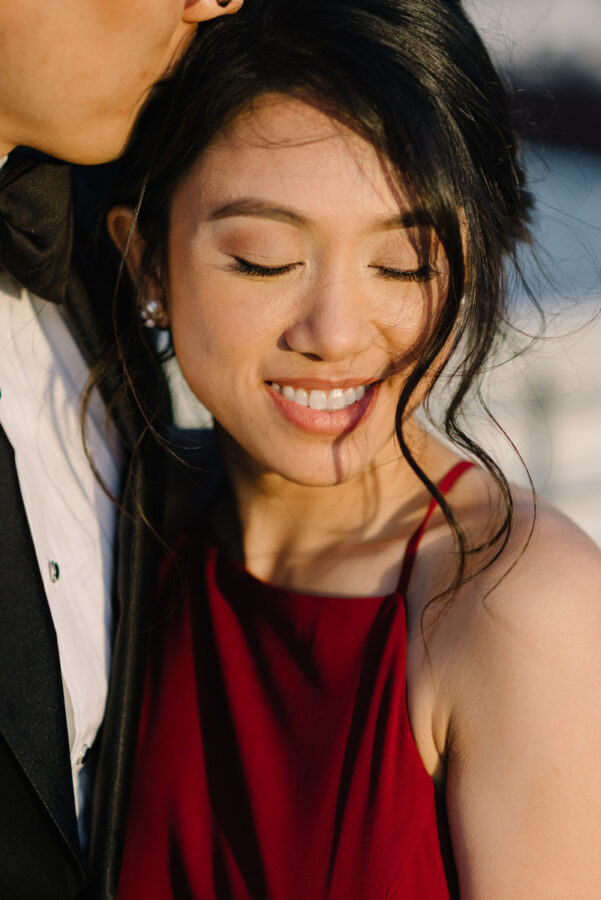 Engagement session at the Menil Collection Houston Skyline
