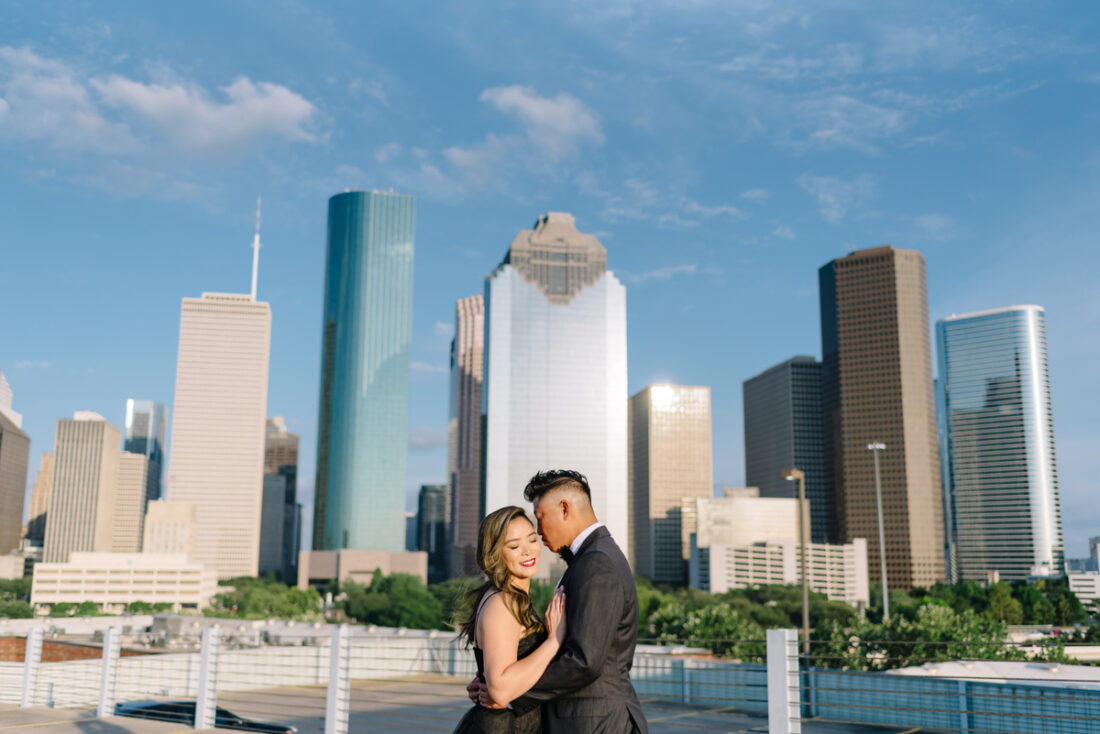 Engagement session at North blvd, St. Thomas University